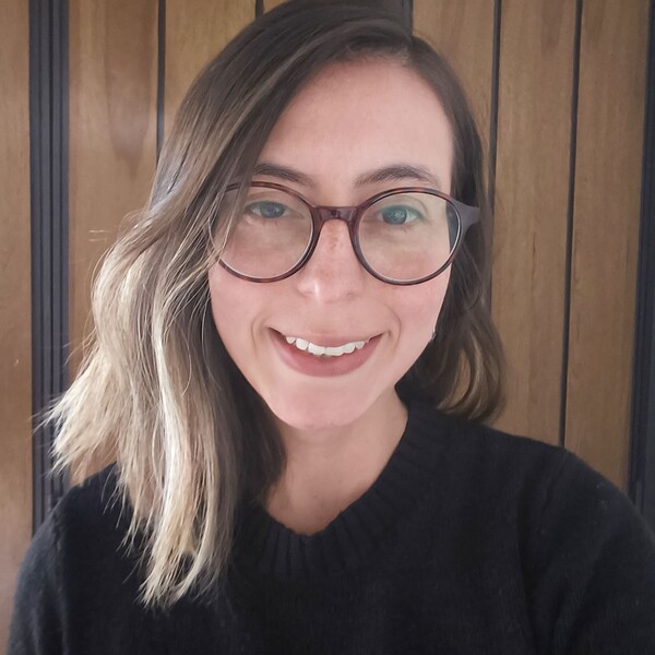 Angela - Profesor de otras ciencias - $439/h