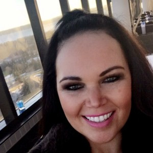 Ava - English tutor - PKR 13940/h