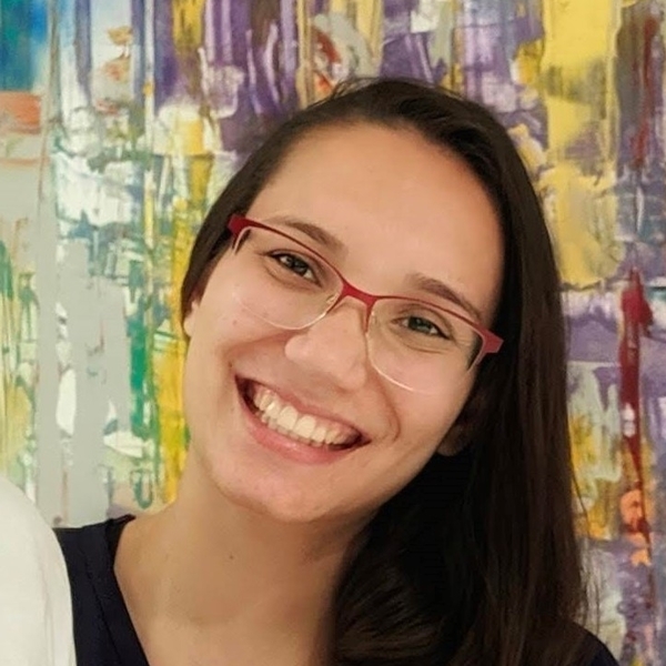 Rosi - Professor de gramática em Taboão da Serra - R$ 100/h - 19 avaliações