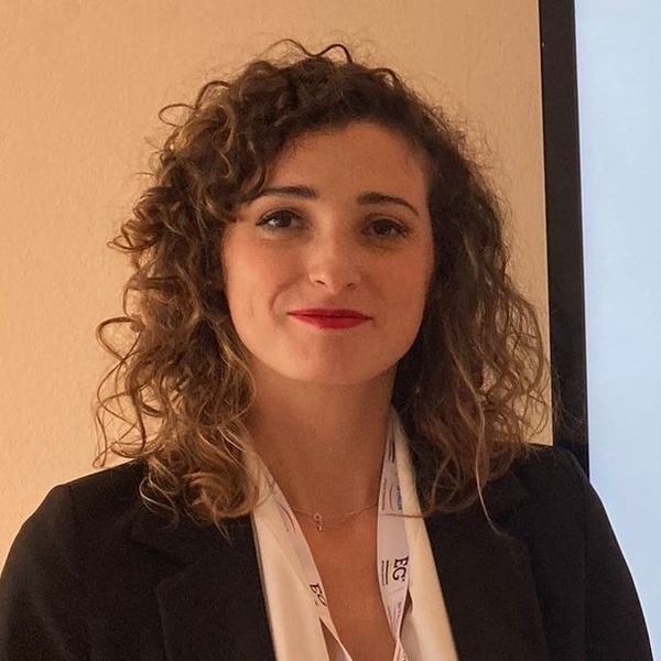 Angela - Insegnante di matematica a Bari - 15€/ora