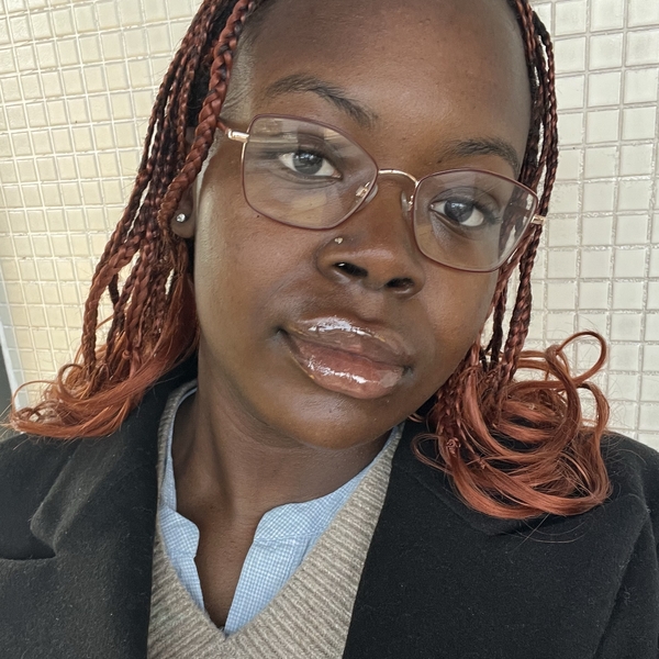 Ife - English tutor - 34$/h - 2 reviews