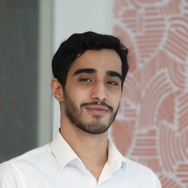 Oussama - Prof de maths à Mionnay - 17€/h - 5 avis - 20 Élèves accompagnés