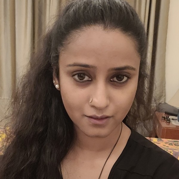 Komal - Badminton teacher in Gurugram - ₹1000/h