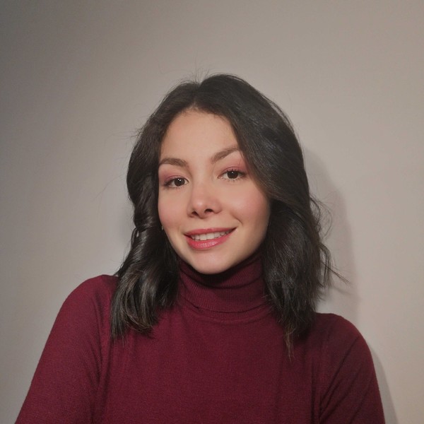 Hellen - Professor de inglês - R$ 94/h - 0 avaliações