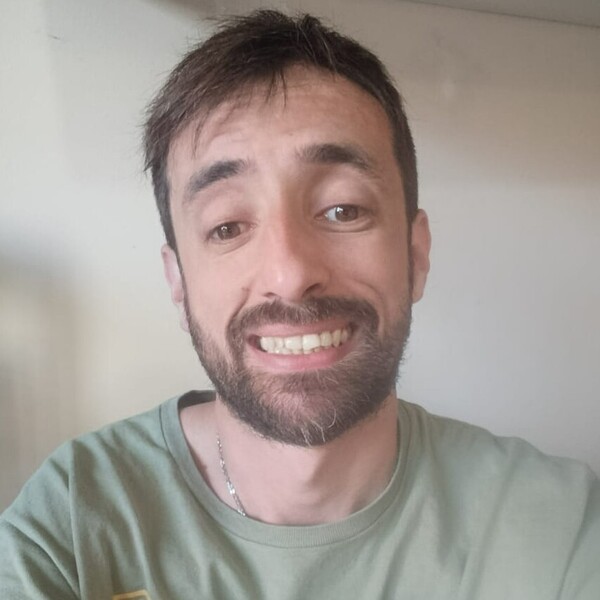 Juan Pablo - Profe de historia - 6€/h