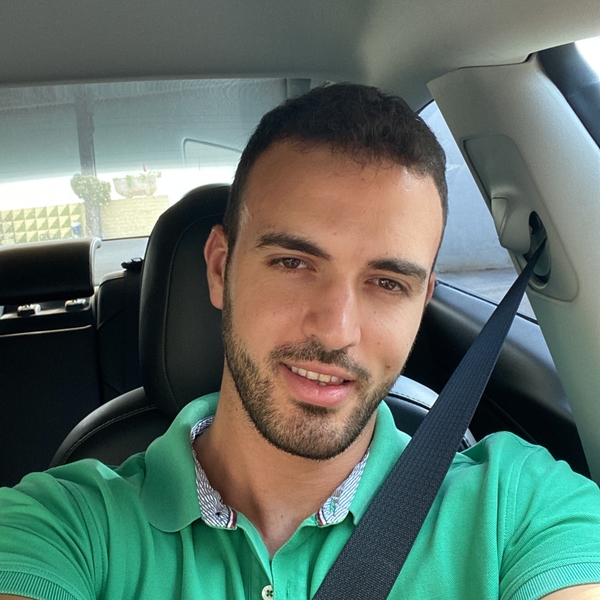 Hugo - Profesor de preparación de pruebas psicométricas - $329/h - 4 ...