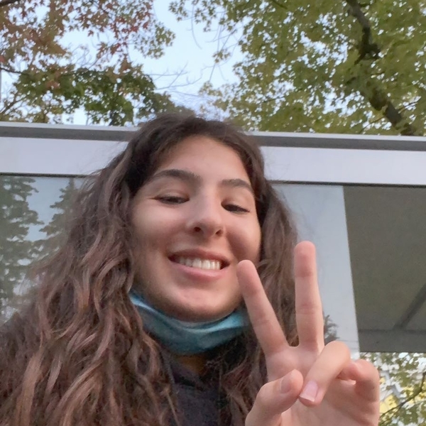 Ezgi - Maths tutor - $24/h