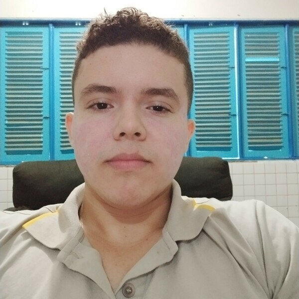 Douglas Salgado - Professor de físico - química - R$ 30/h - 8 avaliações