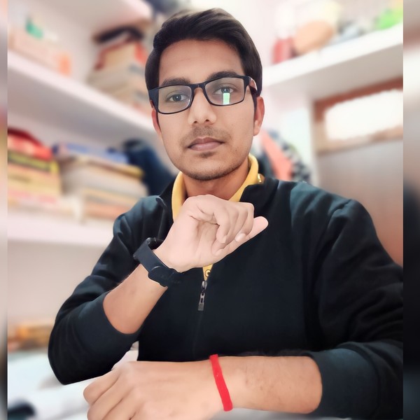 Ambuj Yadav - History teacher in Allahabad - ₹200/h