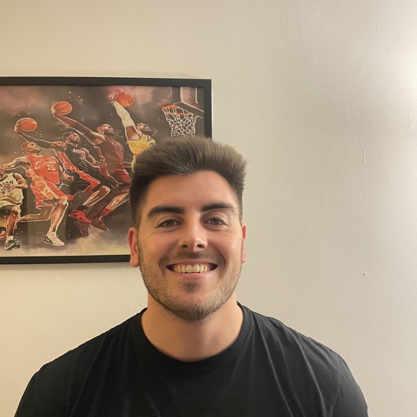 Adam - Manchester, : Hey! I'm a Maths Graduate, who enjoys teaching ...