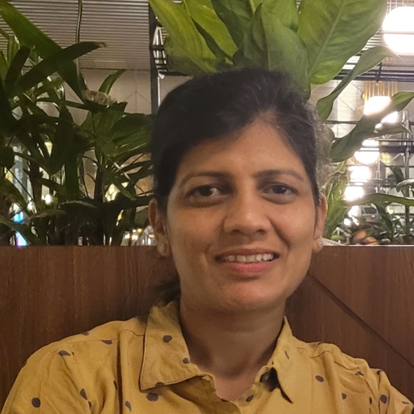 Monika - Maths teacher in Bengaluru - ₹1000/h