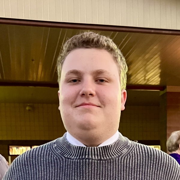 Alex - Mathematics tutor in Chandler - 25$/h - 2 reviews