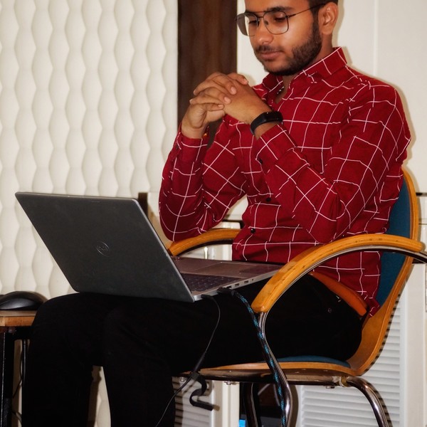 Vedant - Shirpur : Python Machine Learning C C++ HTML CSS DEEP LEARNING PHP JAVASCRIPT WEB DEVELOPER