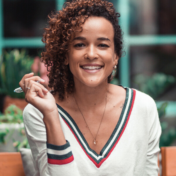 Ana - English speaking tutor - 20$/h - 6 reviews