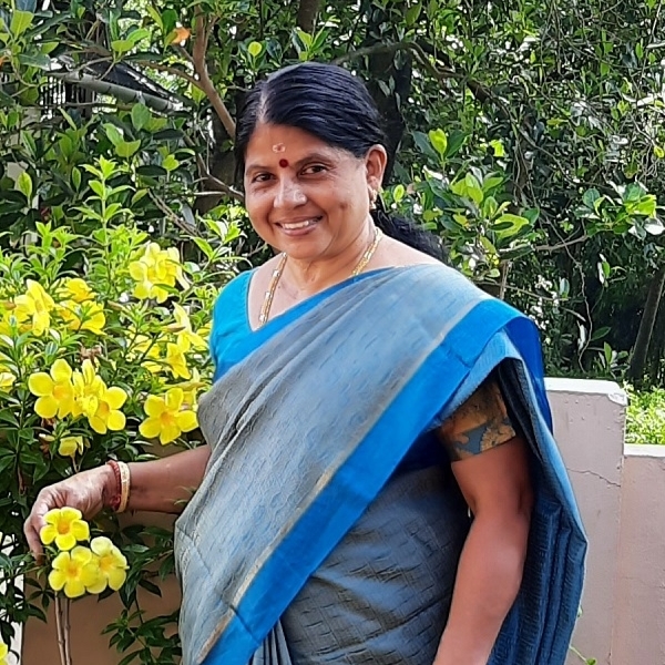 VISALAKSHI - Tamil teacher - ₹350/h