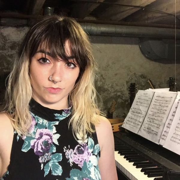 Becka - Singing teacher - 47£/h - 3 reviews