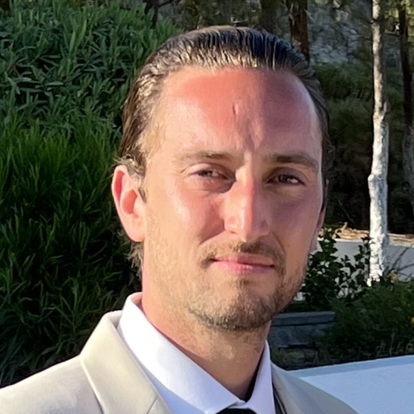 Andreas - Mathematics tutor in New York - 30$/h - 6 reviews