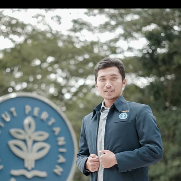 Hamzah - Guru biologi di Bogor - 125000 Rp / jam