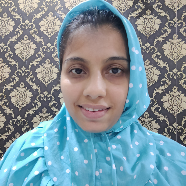 Alefiya - Maths tutor - 7£/h - 1 reviews