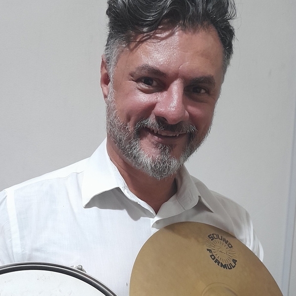 Marcelo rabelo - Professor de bateria - R$ 85/h - 9 avaliações