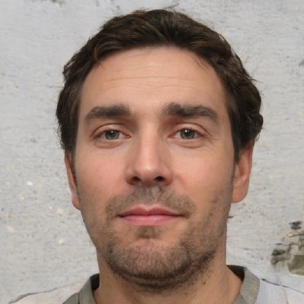 Remi - Prof de maths - 97€/h - 10 avis - 50+ élèves accompagnés