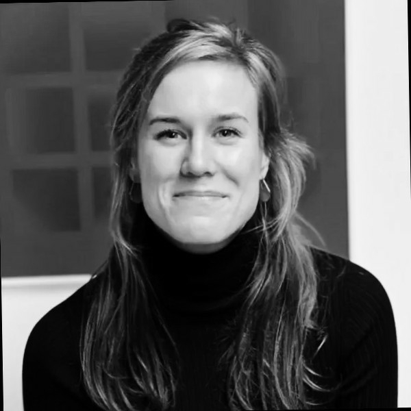 Lisa - Netherlands : Medical doctor from the Netherlands, native-like ...