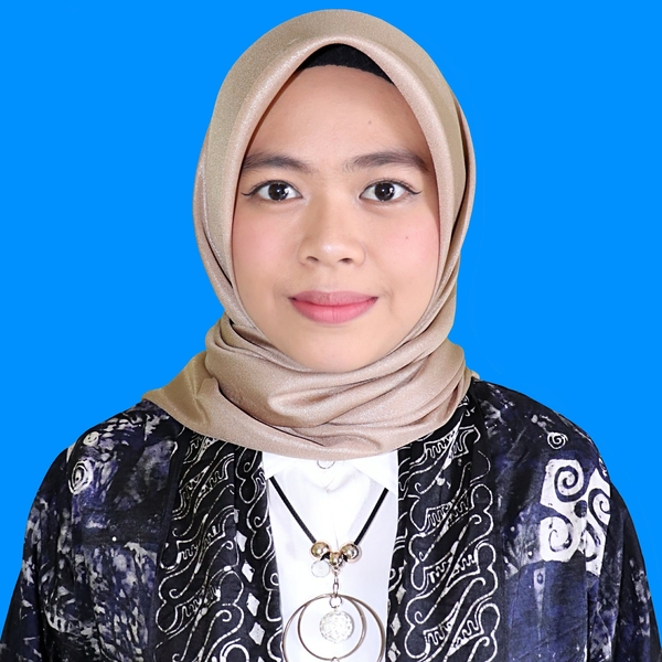 Widianti - Guru matematika - 66000 Rp / jam