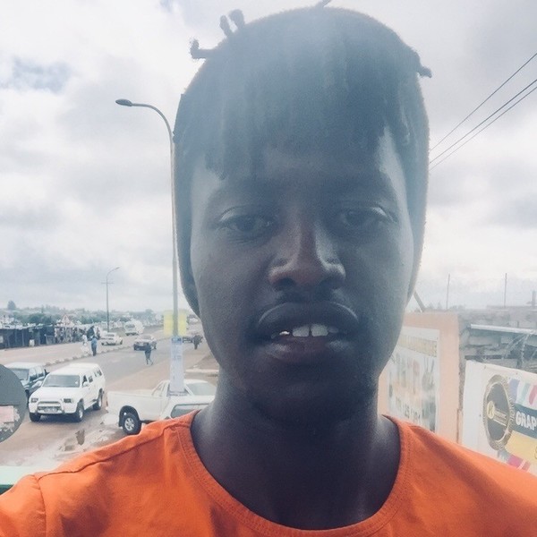 Thando - English tutor - $20/h