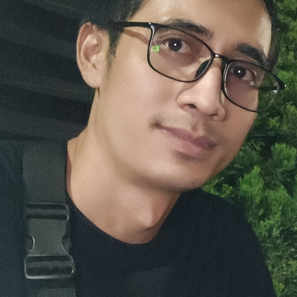 Dede - Guru ilmu komputer dasar - 150000 Rp / jam