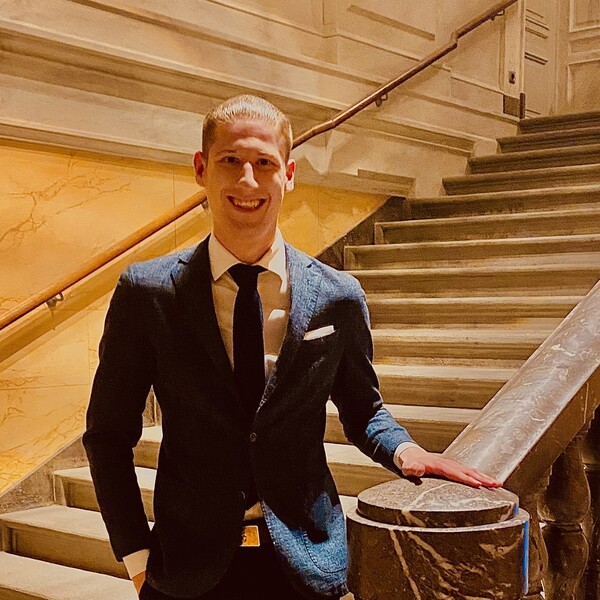 Jonathan - Mathelehrer in Düsseldorf - 25€/h - 4 Bewertungen