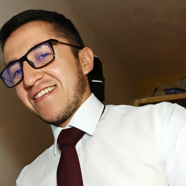 Aaron - Profe de matemáticas - $29/h