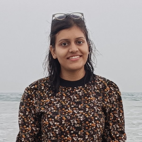 Shruti Tripathi - Maths teacher in Raipur - ₹350/h