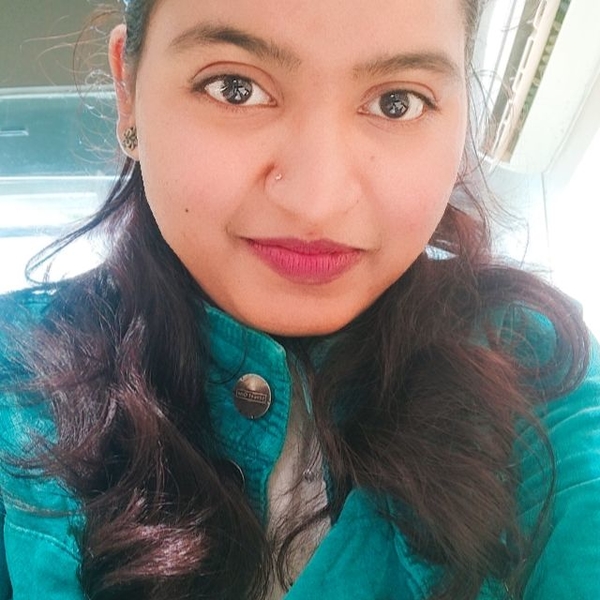 Varnika Singh - Hindi teacher in Meerut - ₹580/h