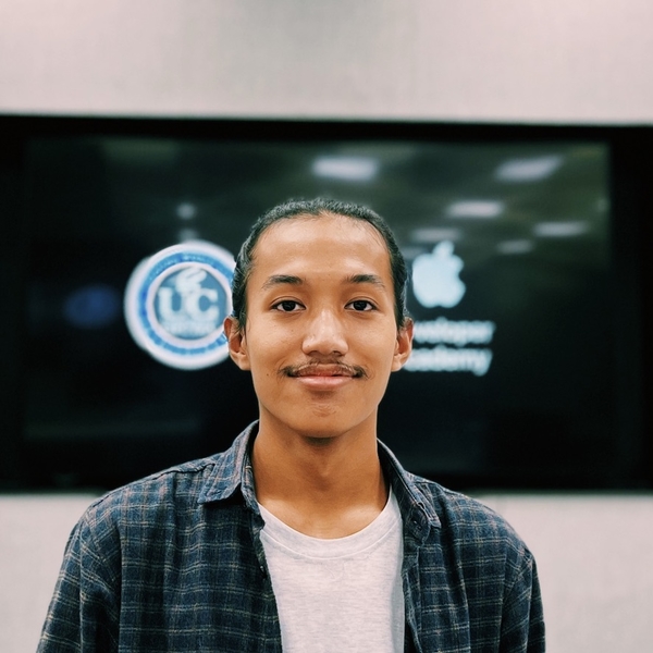 Daffa - Guru ilmu komputer dasar di Surabaya - 750000 Rp / jam