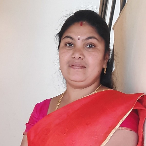 SANDHYA - Maths tutor - 5£/h