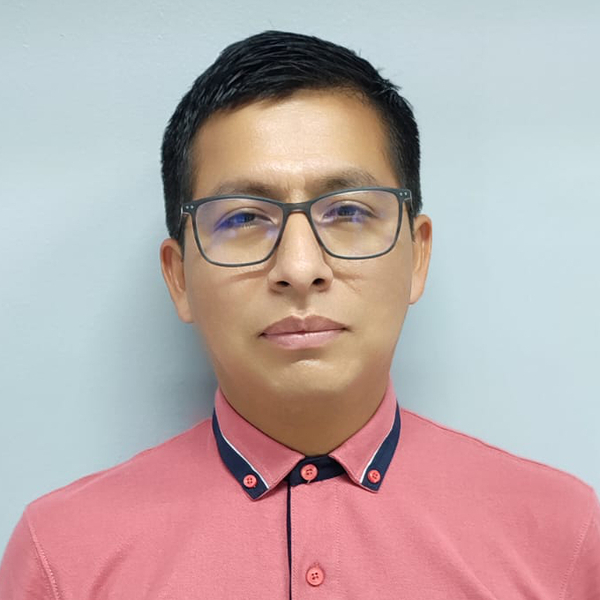 Hilcias - Profesor de programación - $194/h