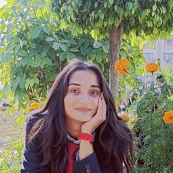 Shalini Negi - English tutor - 9£/h