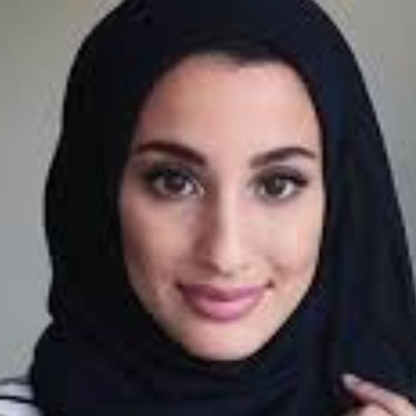 Sara : Pharmacy graduate, English and Arabic speaking, great math ...