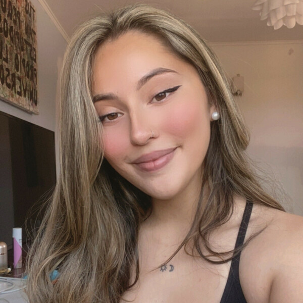 Constanza - Penaflor,: Estudiante universitaria de ingeniera comercial ...