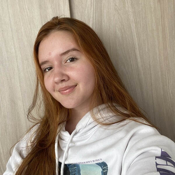 Alejandra - Medellín,: Soy Alejandra, creadora de contenido en redes ...