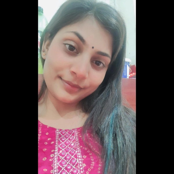 Shivani Verma - Maths teacher in Gurugram - ₹500/h