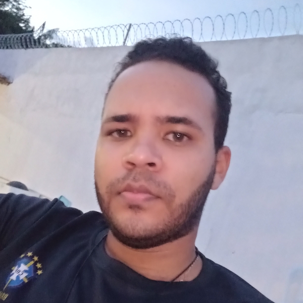 Gabriel - Professor de matemática - R$ 50/h - 0 avaliações