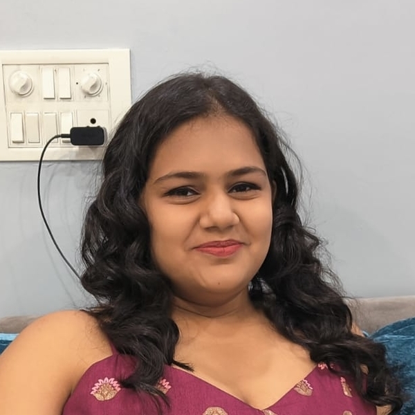 Harshika - Acoustic guitar tutor - $25/h