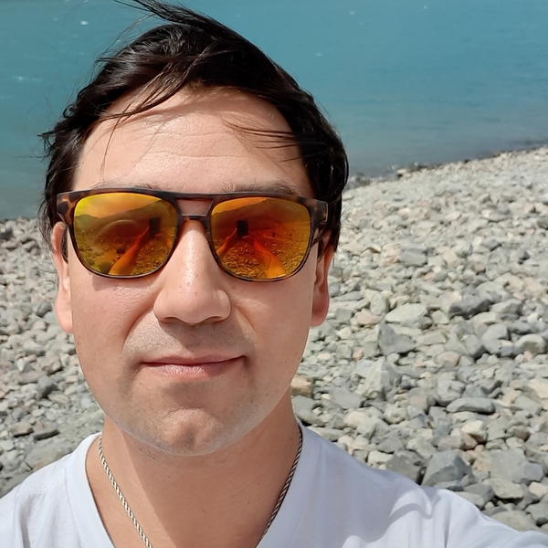 Chris - Profe de ecología - $23190/h