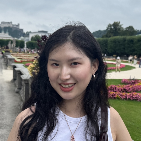 Rose - Economics tutor - $58/h