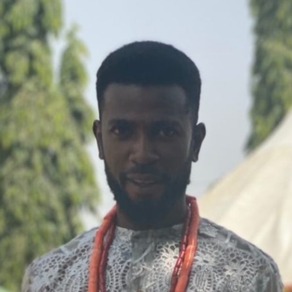 Peter - English tutor - 3$/h - 1 reviews