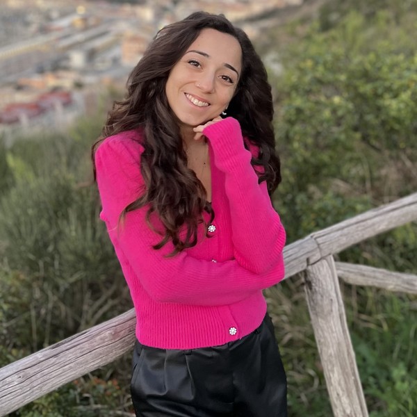 Elena - Insegnante di ripetizioni a Ancona - 15€/ora