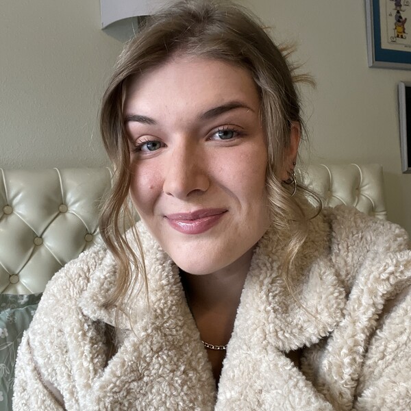 Alexandra - Mathematics tutor in Golden - 35$/h