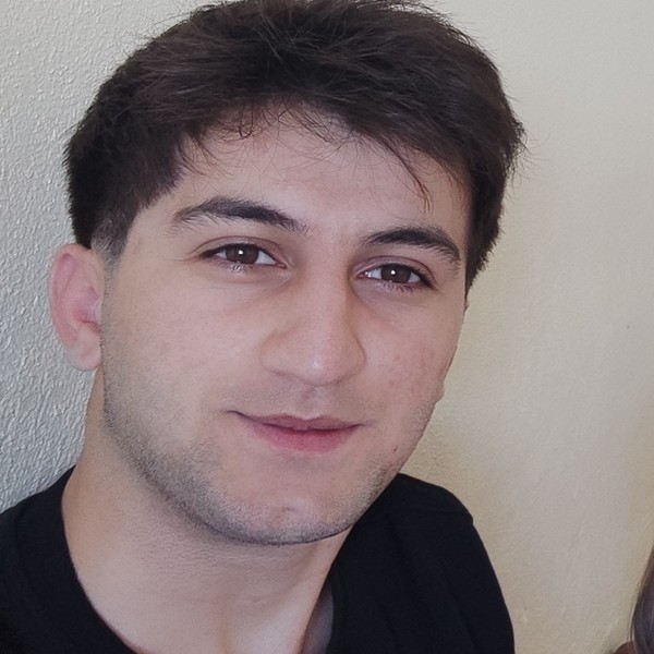 Serhat - Matematik öğretmeni - 250 TL/saat