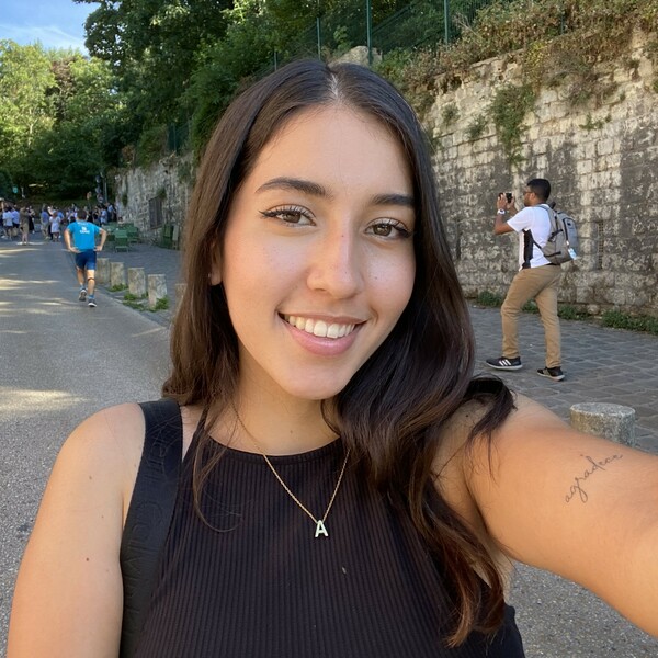 Rebecca - Profe de inglés - 7€/h